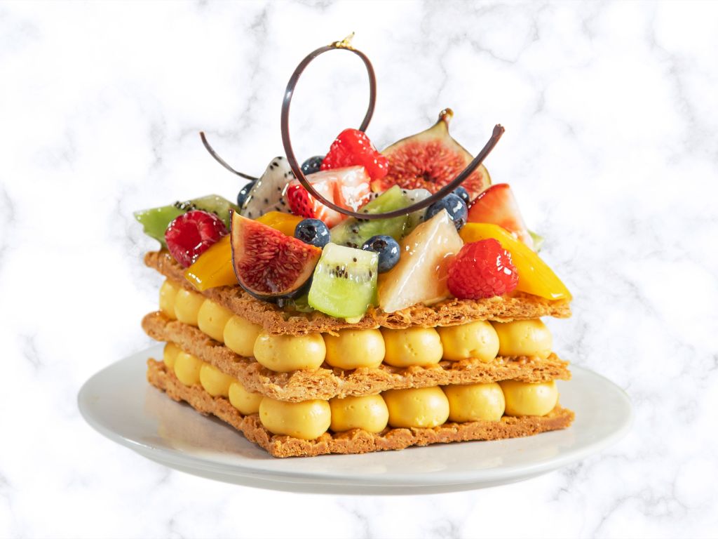 The Kowloon Hotel | Hotel Cake | Pick-up at Tsim Sha Tsui- Klook