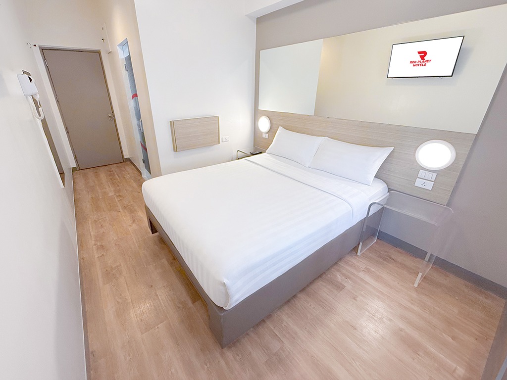 Red Planet Quezon City Timog in Quezon City | 2025 Updated prices ...