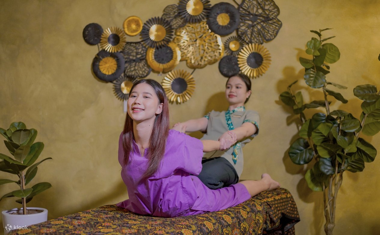 Rejuvenating Massage Experience at Ayu Borneo in Klang Valley - Klook