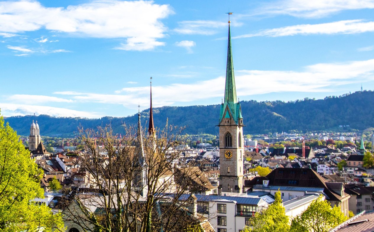 Most Photogenic Spots Tour with a Local in Zurich - Klook United States