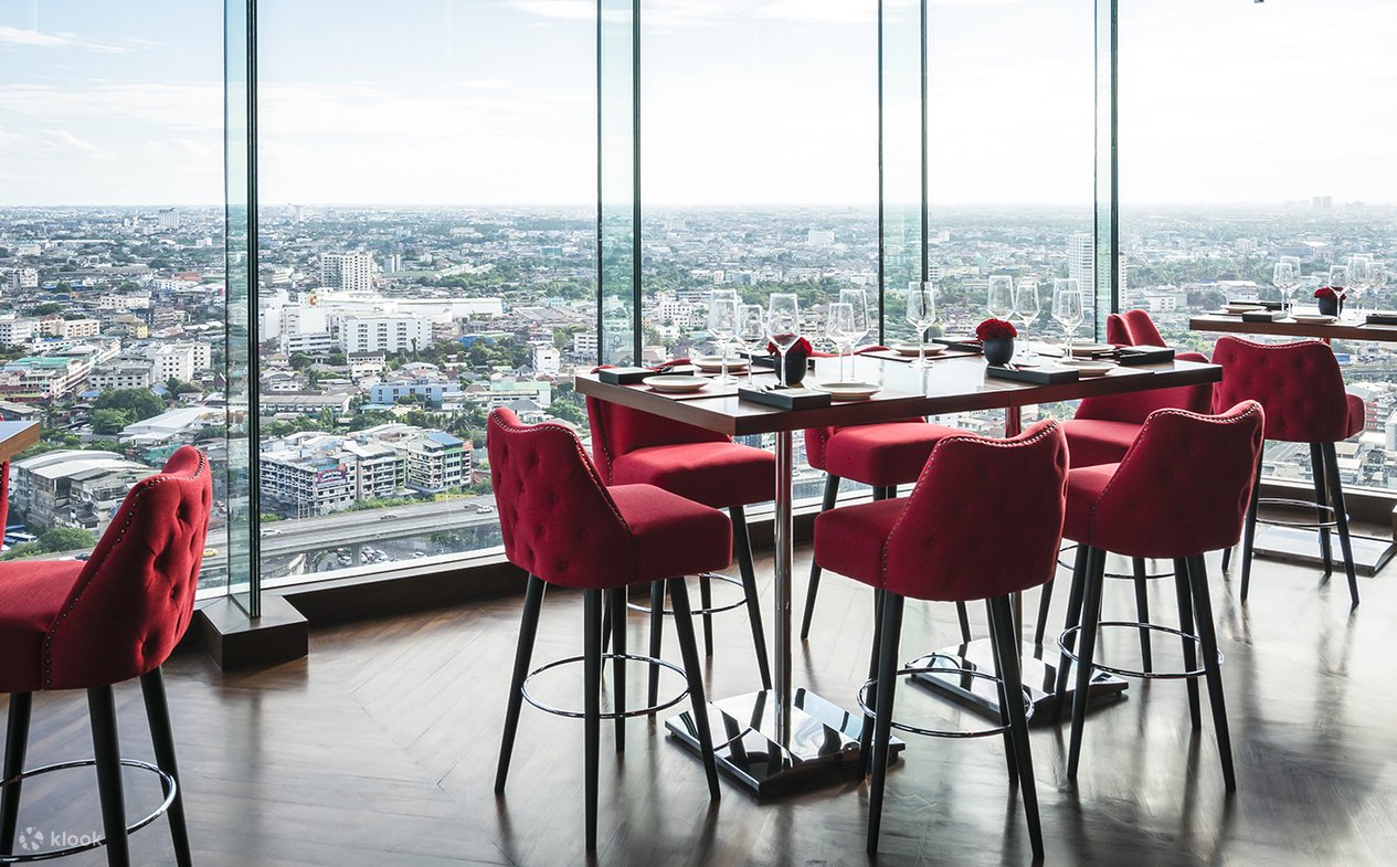 2 Hour Free Flow Drinks at ATTITUDE Rooftop Bar & Restaurant At AVANI ...