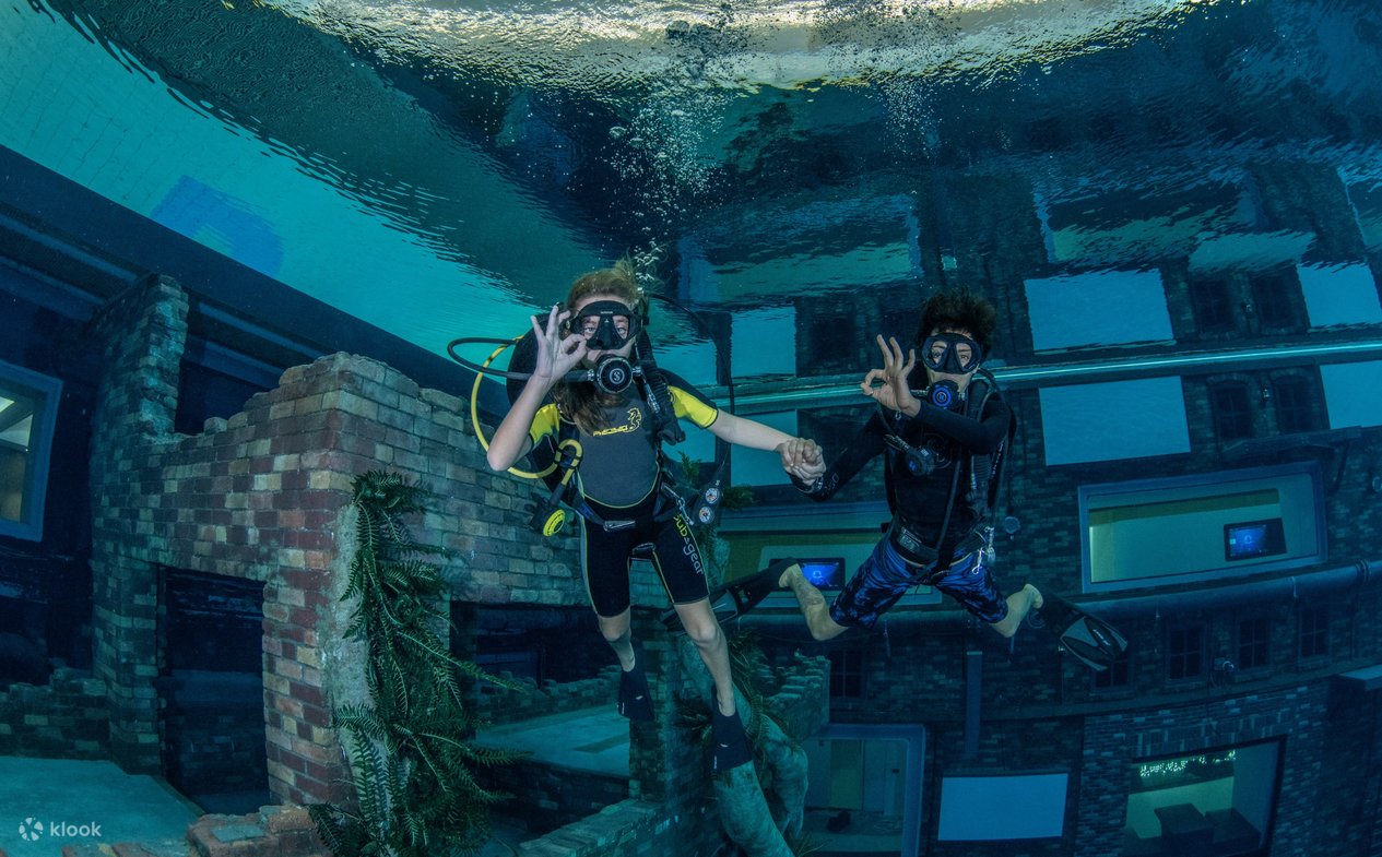 Deep Dive Dubai Experience - The World's Deepest Pool - Klook