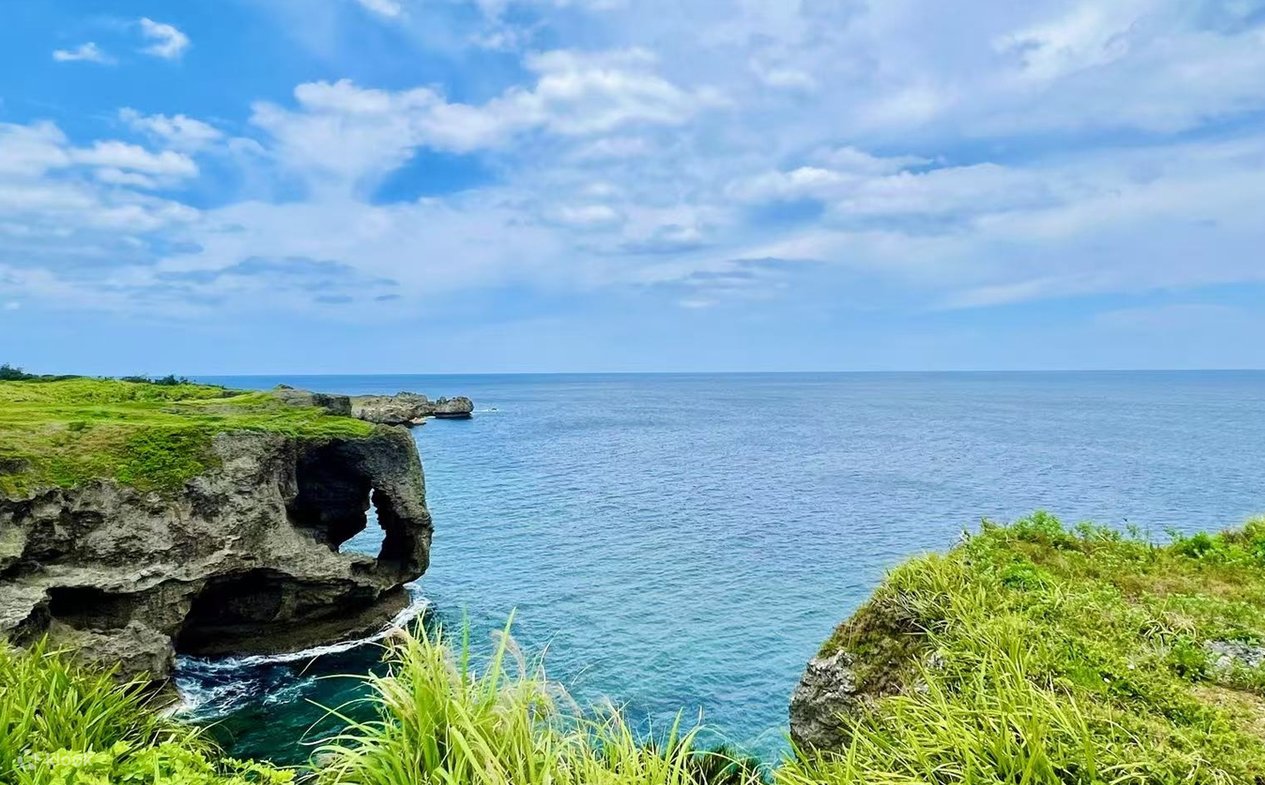 Northern Okinawa: Churaumi Aquarium & Kouri Island & Manzamo & American ...