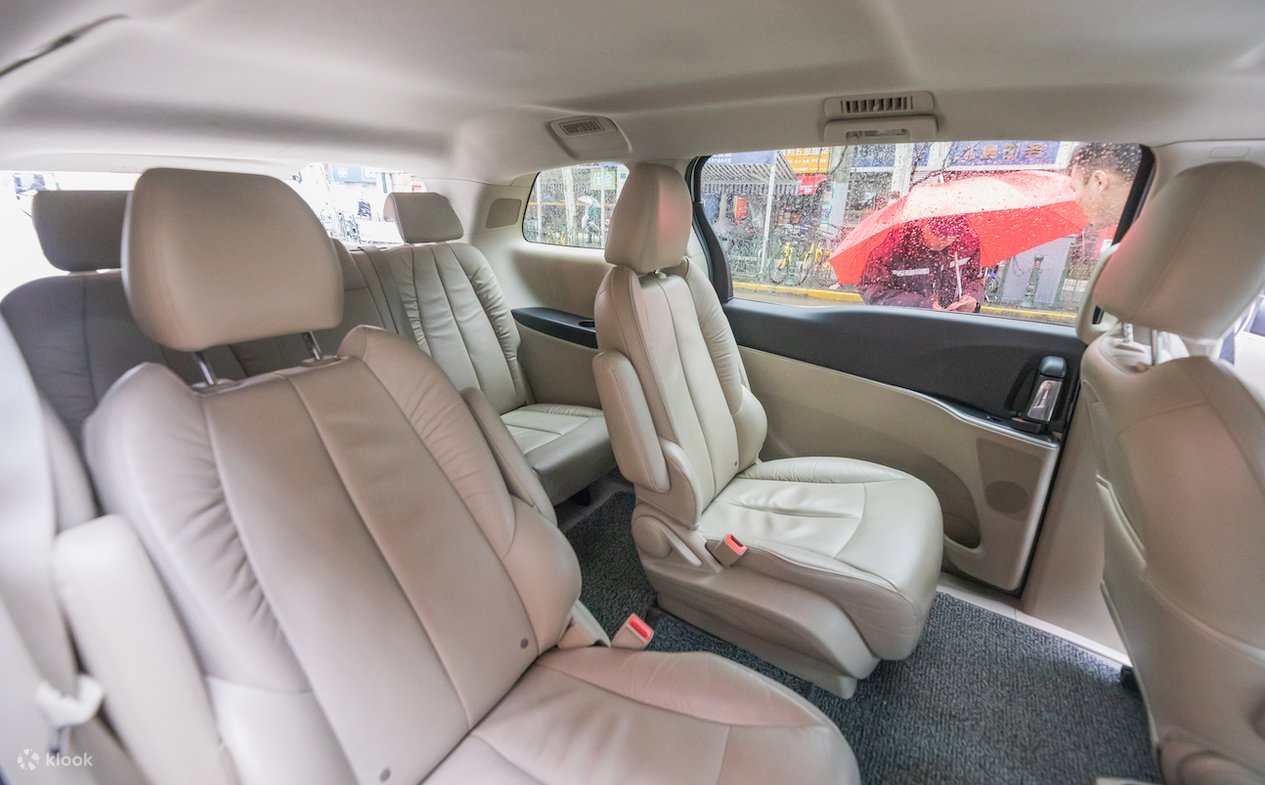 Private Shanghai Airport Transfers (PVG/SHA) for Shanghai - Klook India