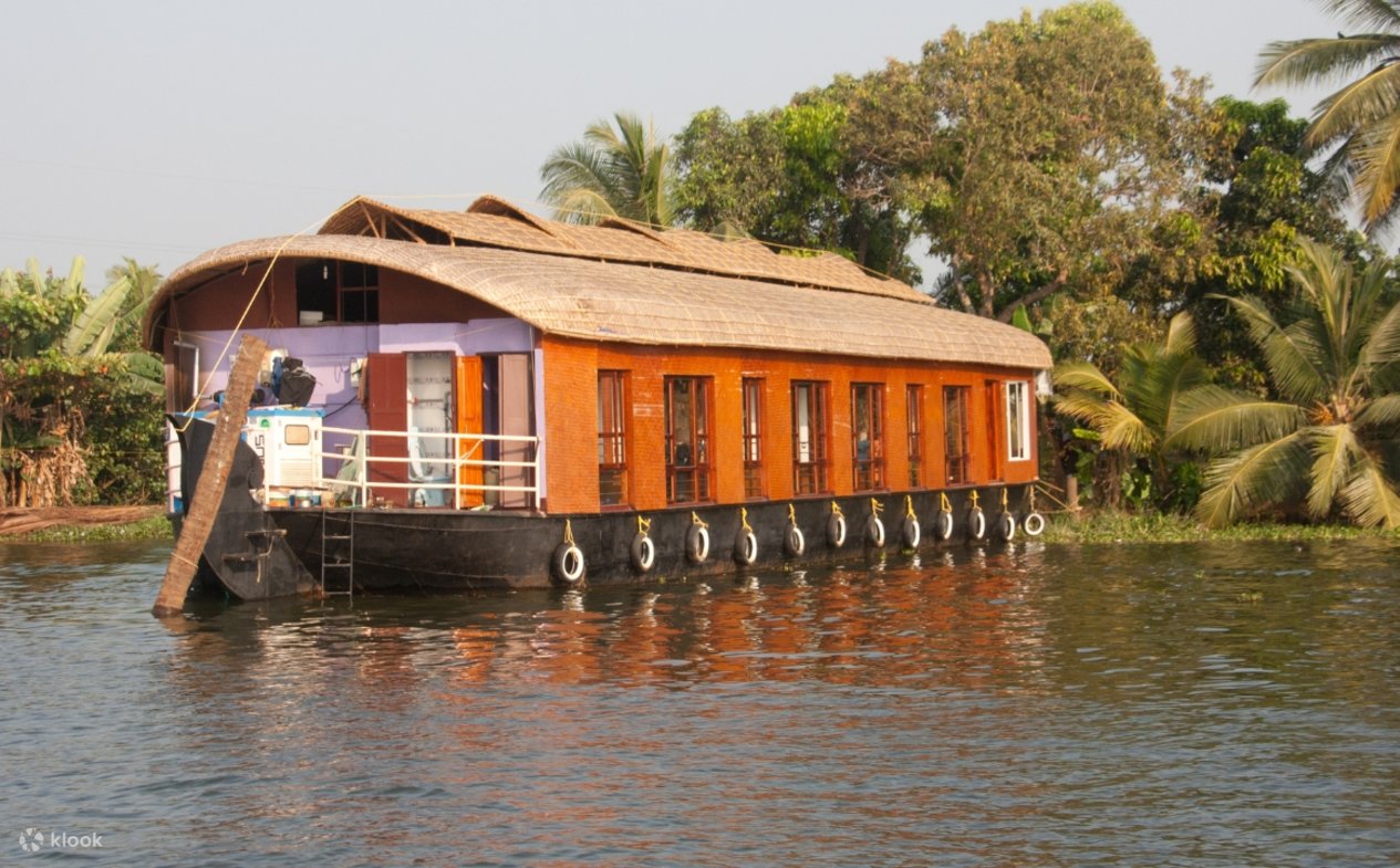 Kerala Beauty, Cochin with Alleppey Houseboat Tour (03 Days) - Klook