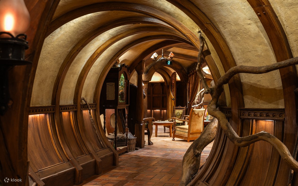 Hobbiton Day Tour with Lunch from Auckland to Rotorua - Klook India