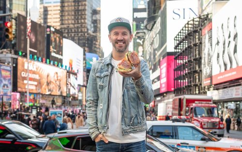 Times Square NYC: শীর্ষ আকর্ষণ ও পর্যালোচনা