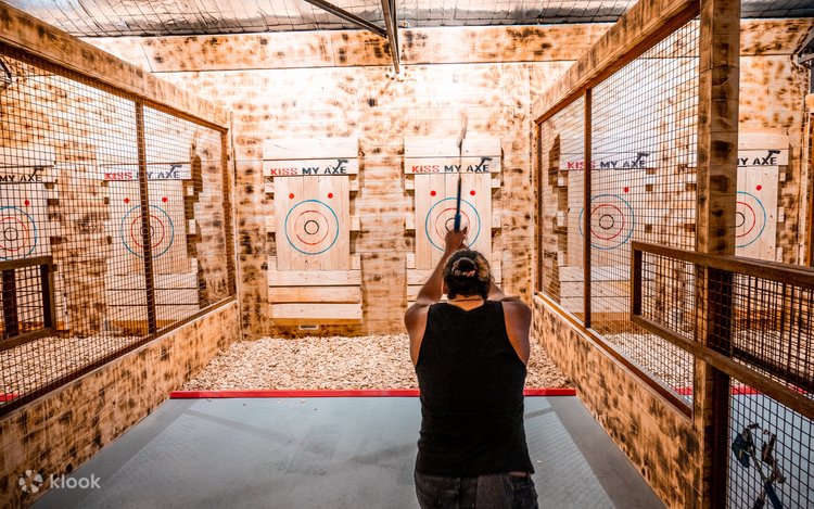 axe throwing