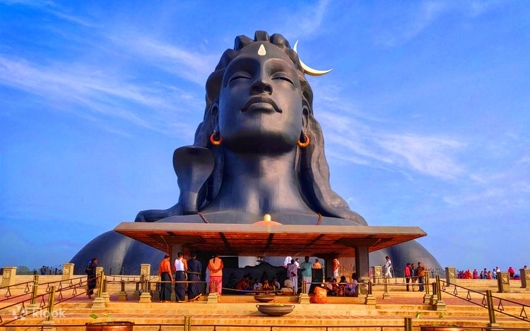 isha temple closing time