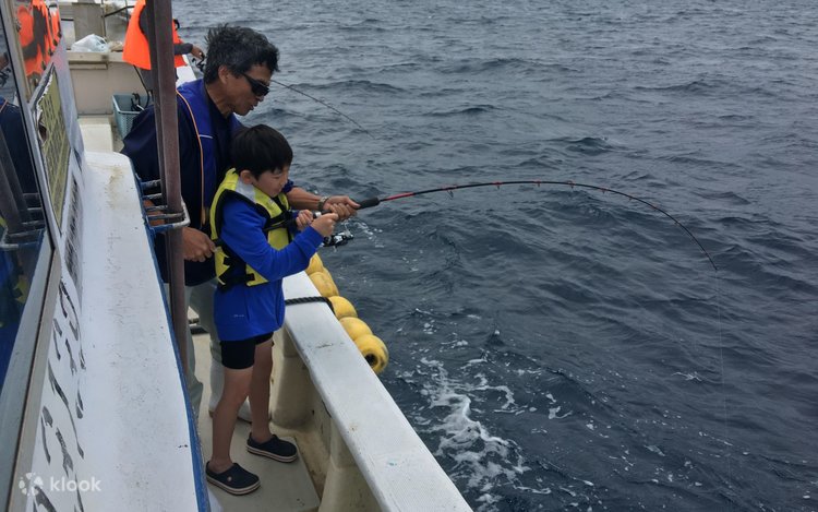 Okinawa Floating Fish Reef Fishing Experience (Including Equipment ...