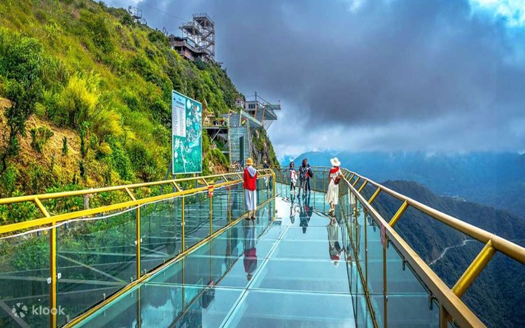 Sapa: Cat Cat Village, Rong May Glass Bridge & Silver Waterfall Day ...