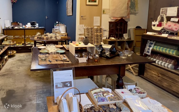 1 Hour Traditional Japanese Crafts Making Experience in Tokyo - Klook