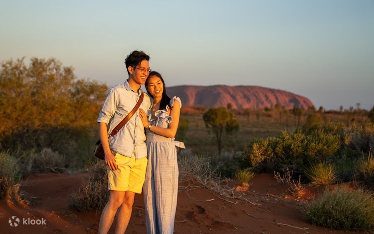 Uluru & Kata Tjuta 2-Day Small Group Adventure with Sunset & Sunrise ...
