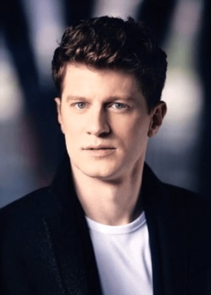 Great Piano Concertos: Alexander Krichel plays Bee