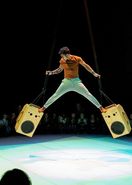 Grensgeval in collaboration with Aifoon – Murmur