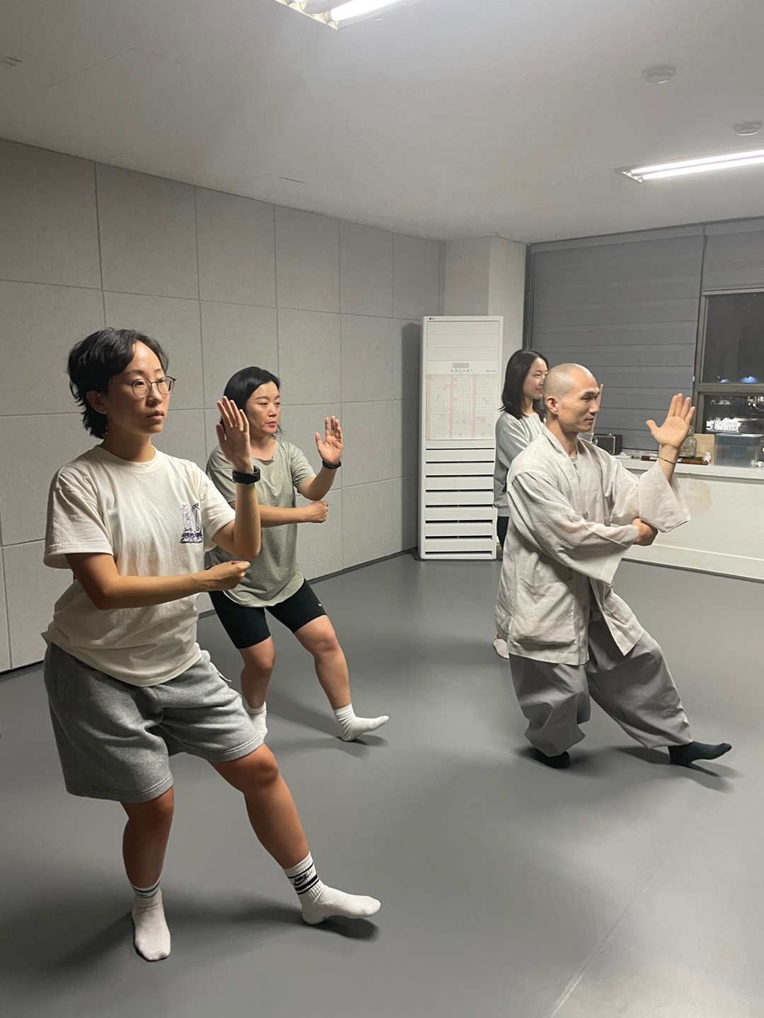 Zen Tai Chi Class in Hongdae: Balance Your Mind & Body - Klook United ...