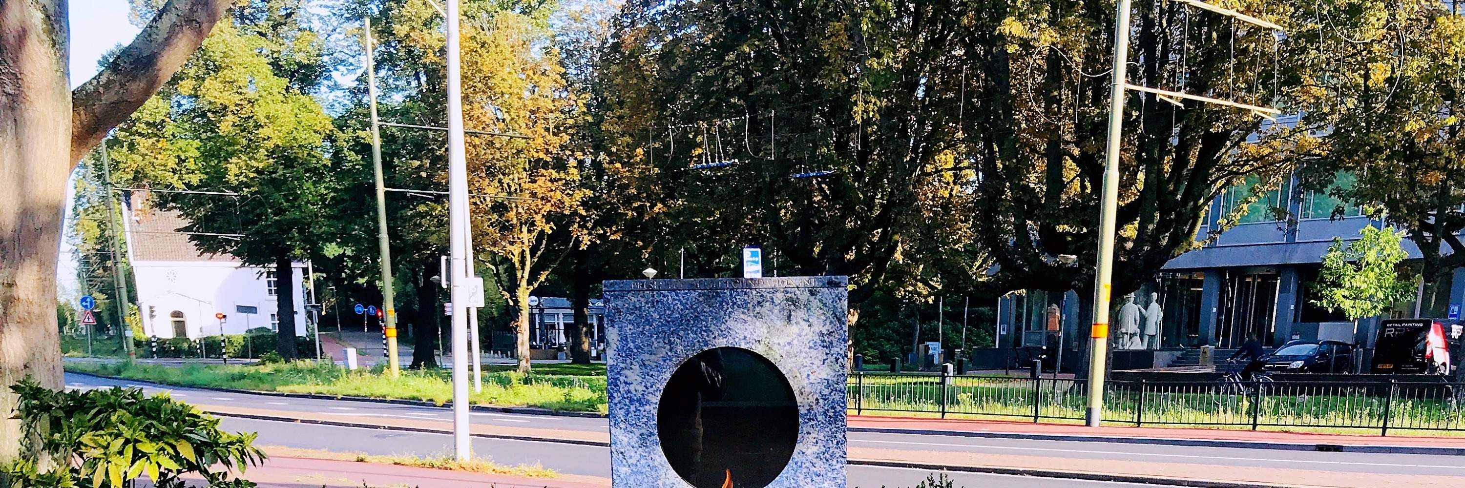 Day Tour to Rotterdam, Delft, The Hague with Royal Delft Museum Visit ...