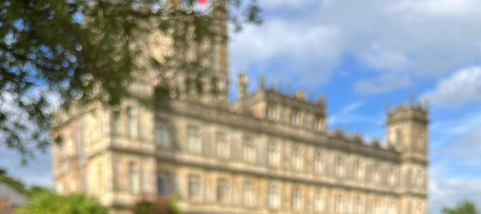 Downton Abbey, Oxford, and Bampton Guided Tour from London - Klook ...