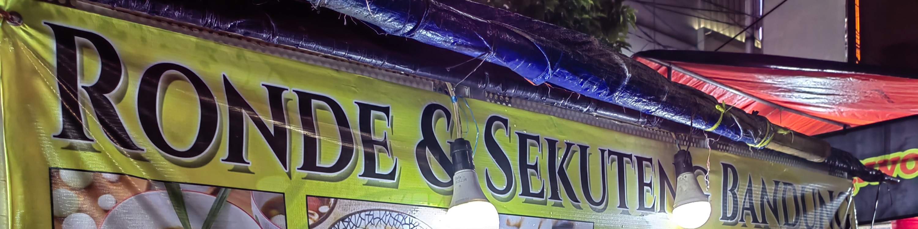 Jakarta Night Tour : Guided Sightseeing & Street Food Experience ...