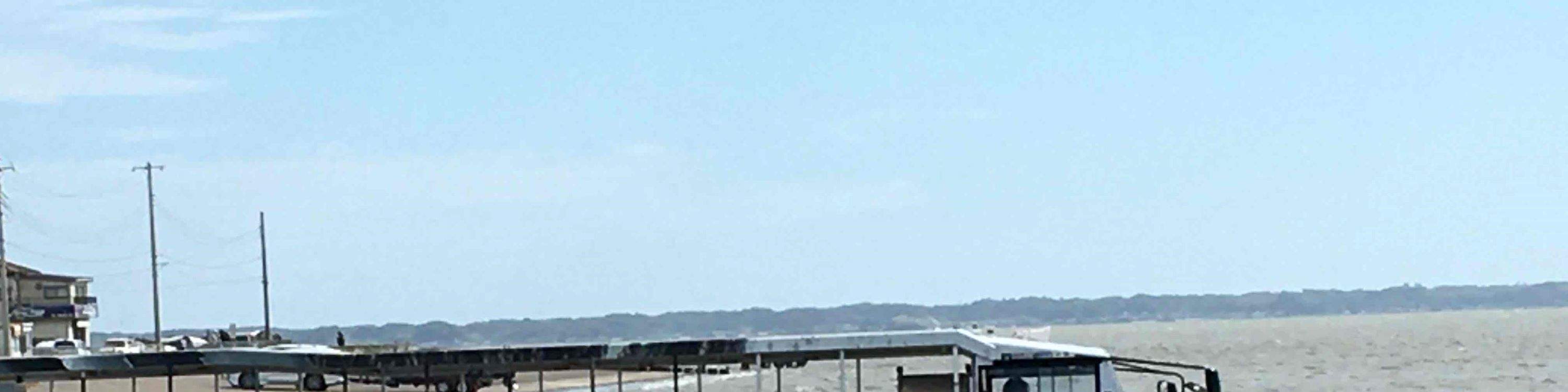 A one-day tour on an amphibious bus at the "Godzilla 1.0" filming ...