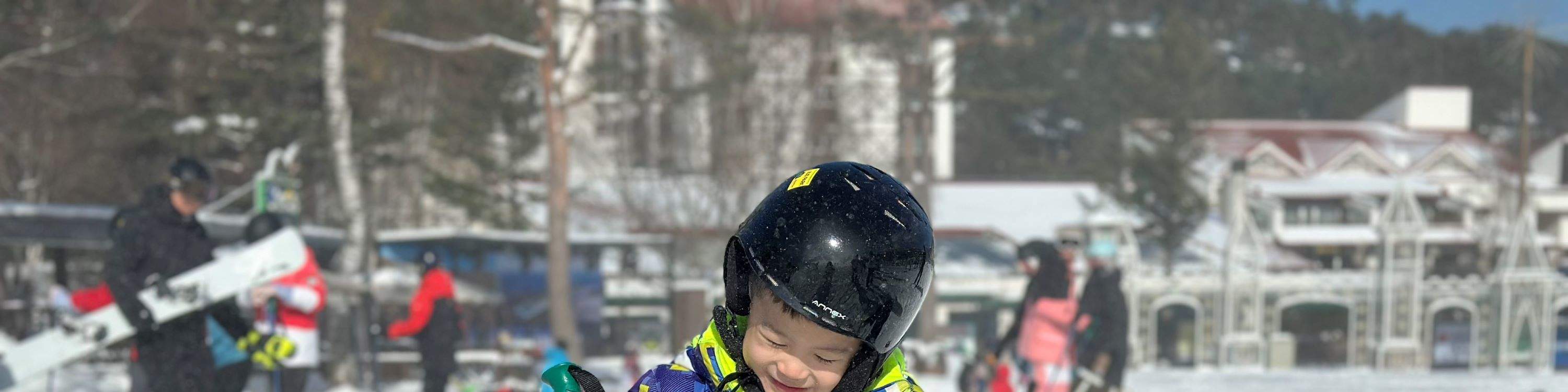 Eobi Ice Valley & Konjiam Luxury Ski Resort Day Tour from Seoul - Klook ...