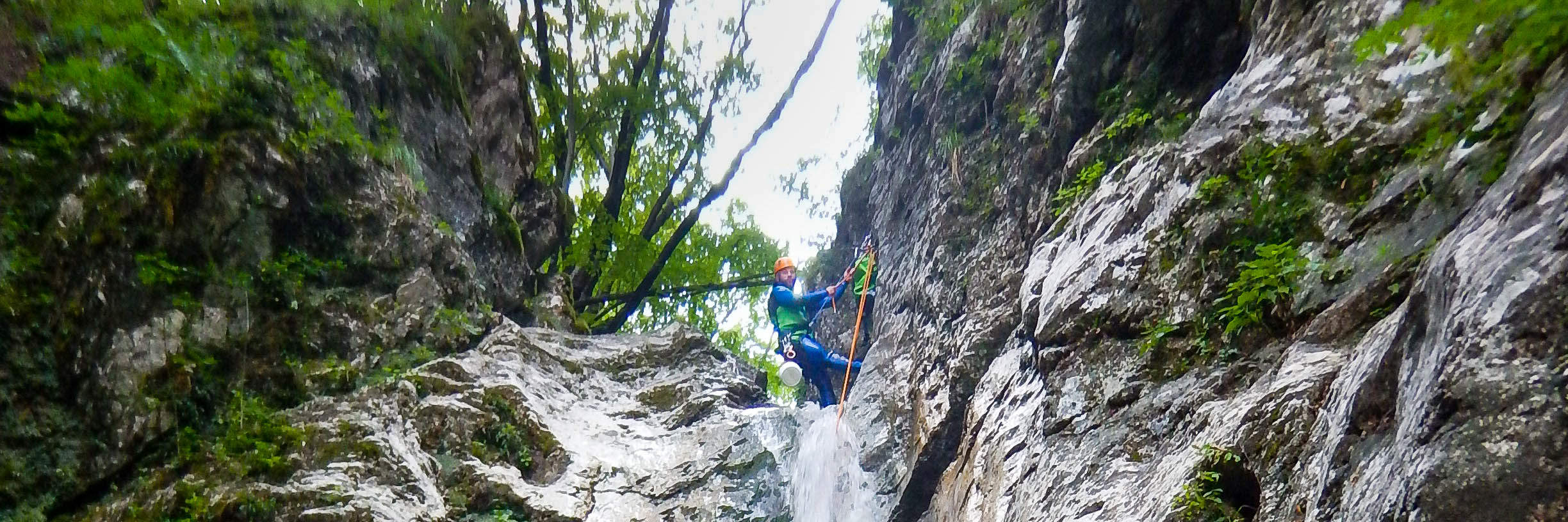 สัมผัสประสบการณ์การผจญภัยที่น่าตื่นเต้นในหุบเขา Susec Canyon - Klook ...