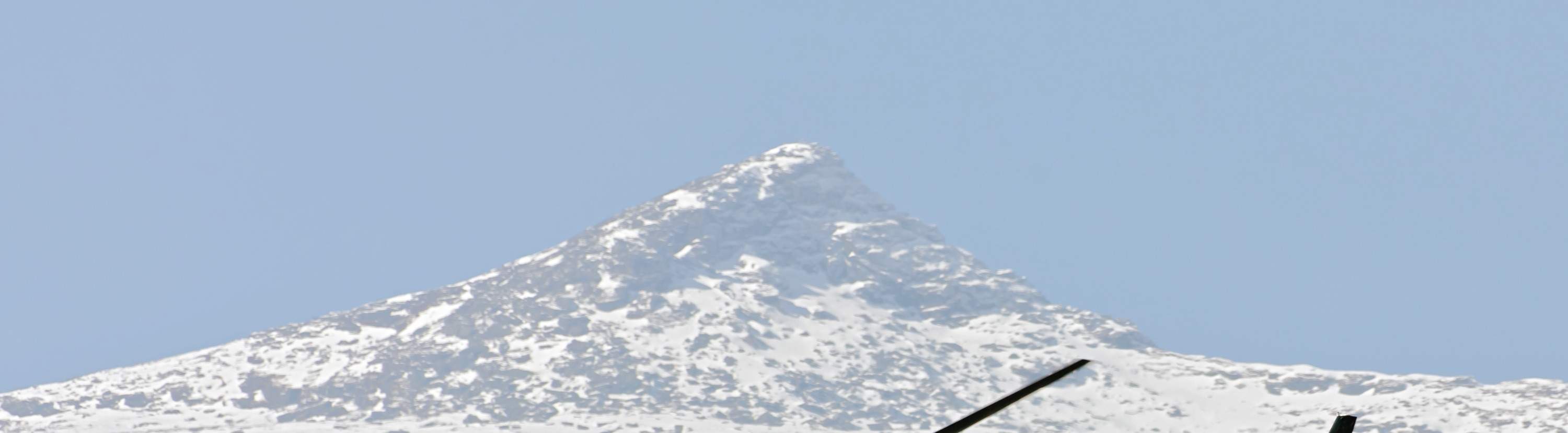 Experience the Majesty of Everest: Helicopter Tour Over the Himalayas ...