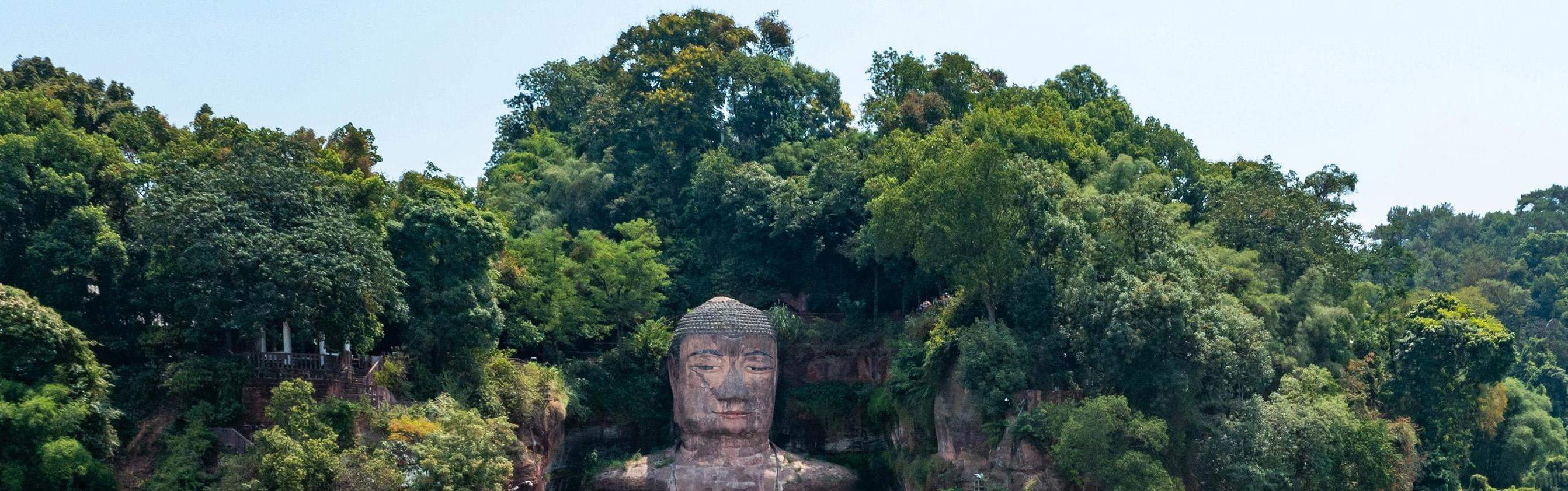 Leshan Giant Buddha + Mount Emei + Golden Summit One-Day Tour, Sichuan ...