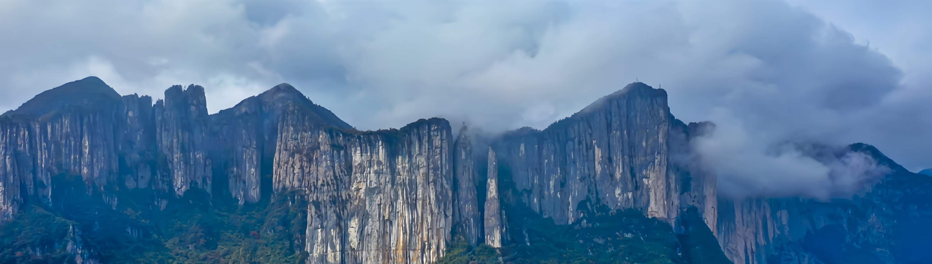 3-Day Tour of Enshi (Enshi Grand Canyon + Sobuya Stone Forest ...