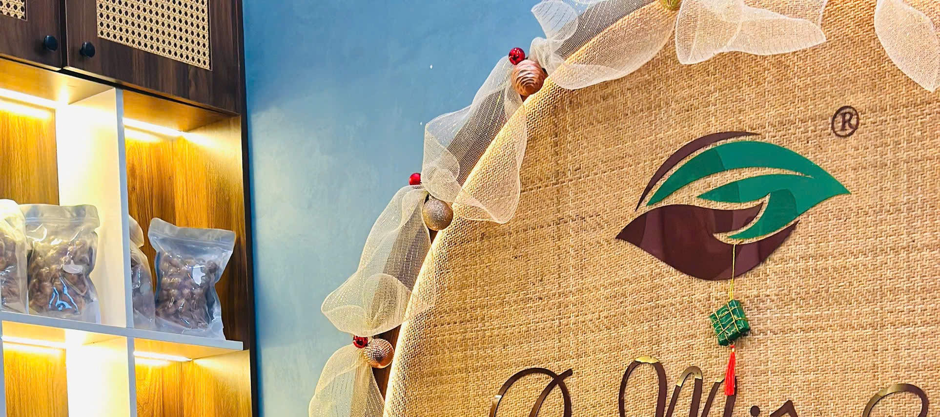 133564-An Mien Herbal Hairwash & Massage Experience in District 1 - Klook Việt Nam