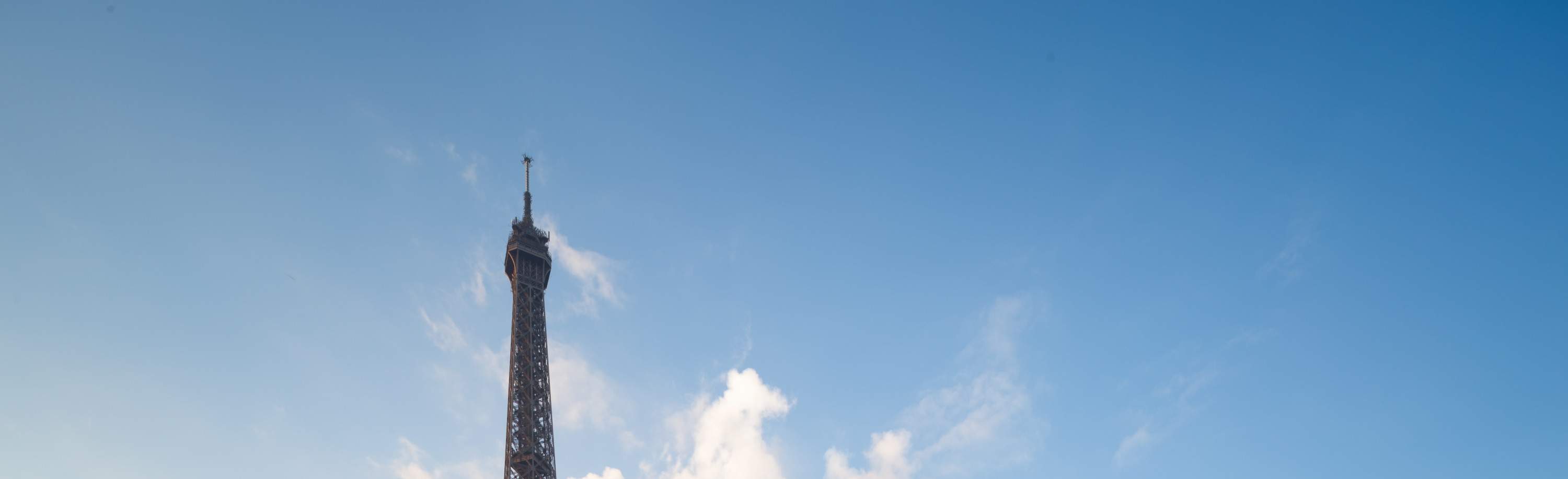Tur Menara Eiffel dengan Pesiar Tamasya Sungai Seine Opsional - Klook ...