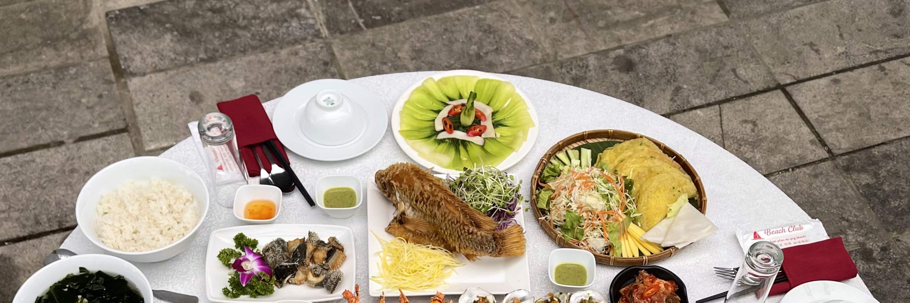 Temple Danang Beach Club Dinner Show (Da Nang) - Klook