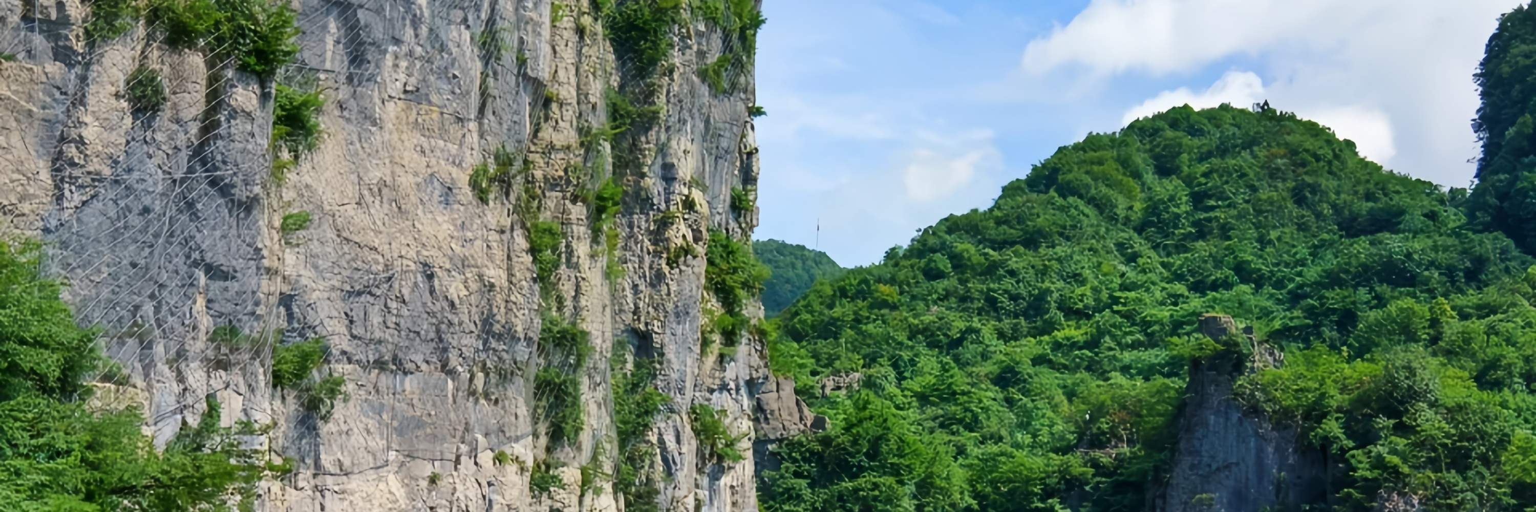 Enshi Grand Canyon One-Day Tour (Door-to-Door Pickup & Drop-off + Daily ...