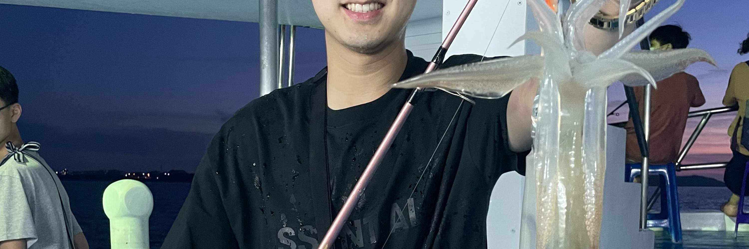 Penghu: Night fishing small tube experience & small tube three meals ...