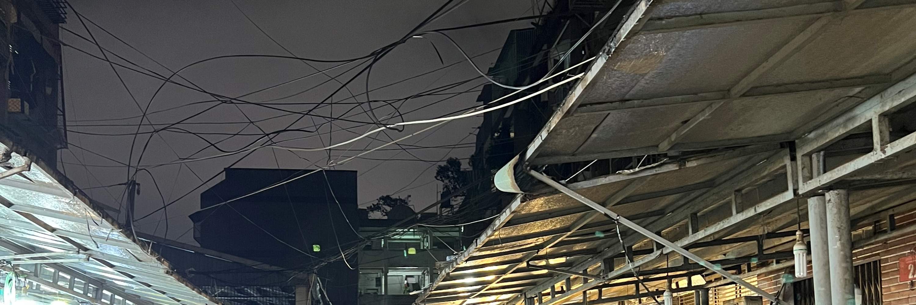Saigon Street Food en Sightseeing Night Tour met Aodai Rider - Klook ...