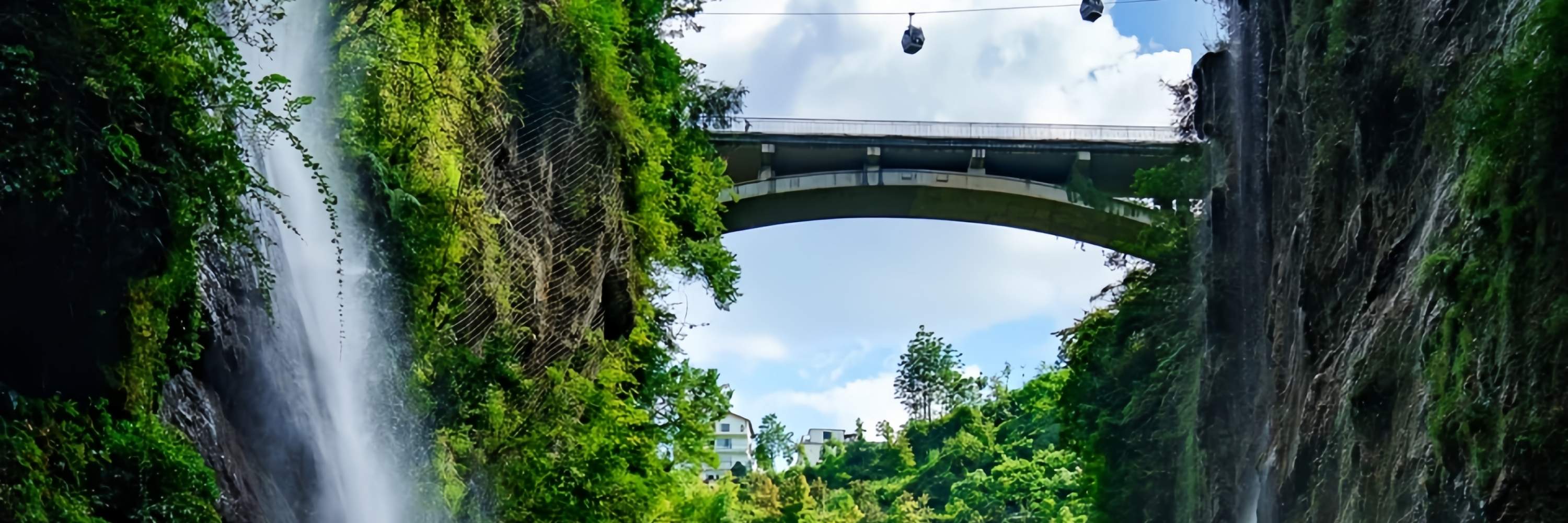 Hubei Enshi Grand Canyon + Daqing River Cruise 2-Day Tour (1 person per ...