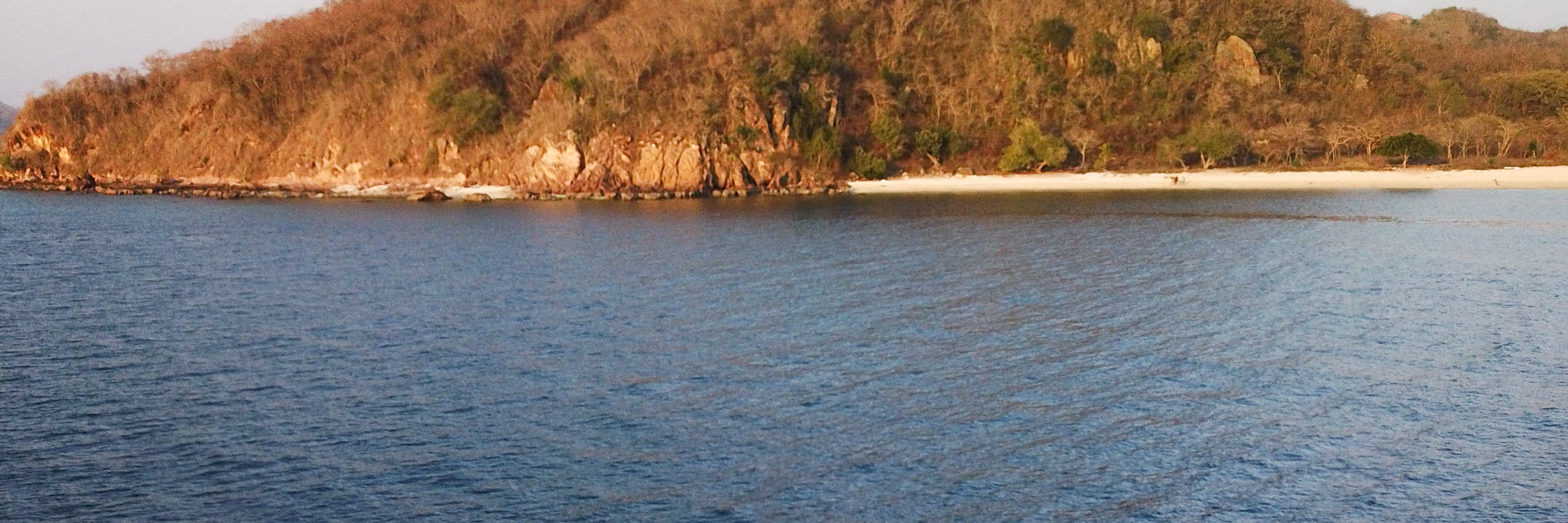 Delilah Phinisi Sailing Komodo Liveaboard Labuan Bajo - Klook India