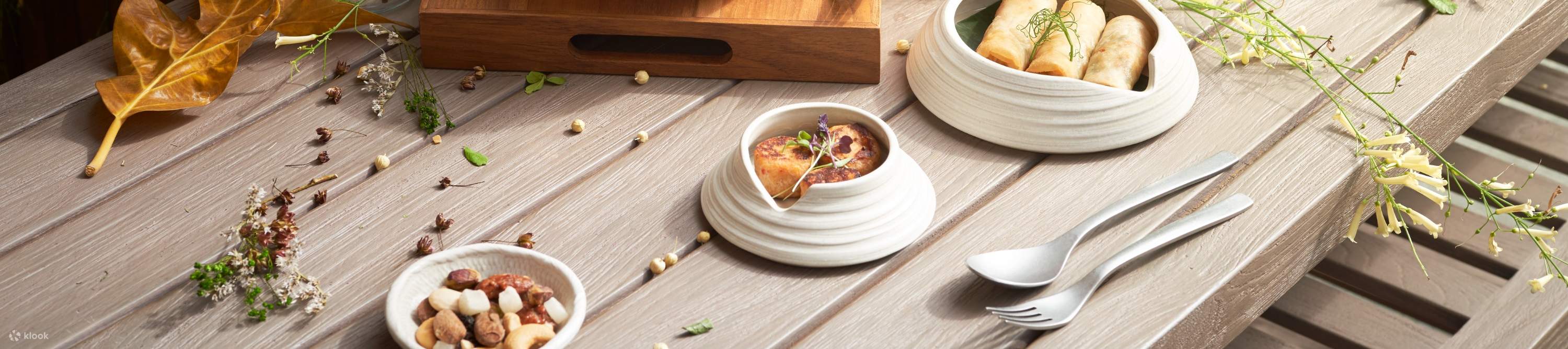 Raffles Courtyard at Raffles Hotel - Klook Hong Kong