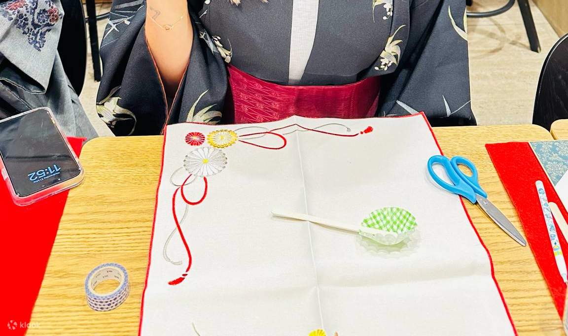 Japanese anime paper and origami culture experience (Kyoto) - Klook