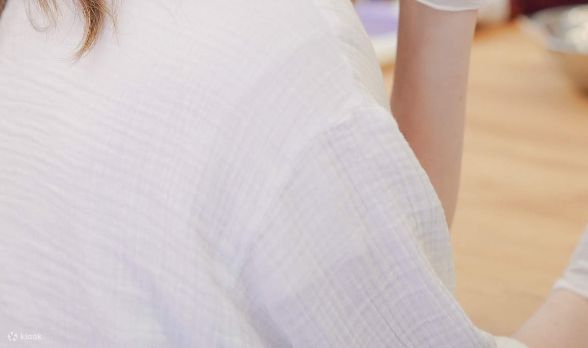 Making Traditional Korean dessert 'Dasik' & Enjoying Korean Tea - Klook Singapore