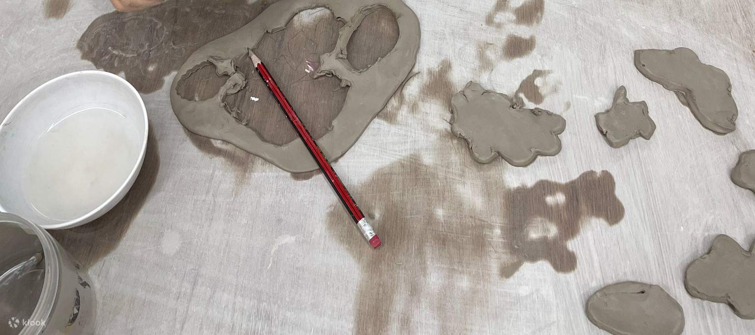Explore Creative Expression with Art Loop's Art Jamming and Hand Build ...