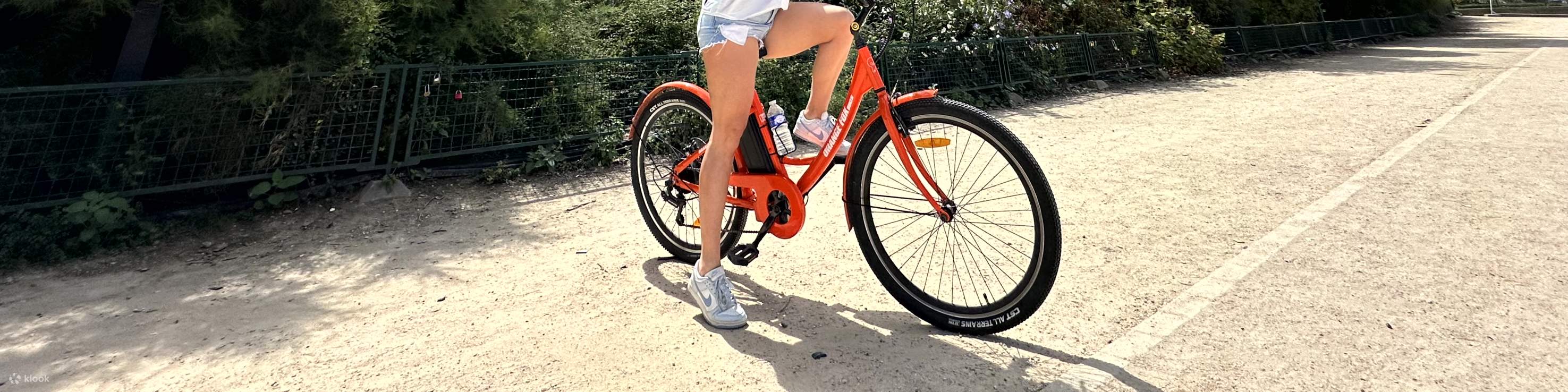 Paris: Local Culture and History on a 2.5h Guided Bike/E-Bike Tour - Klook Malaysia