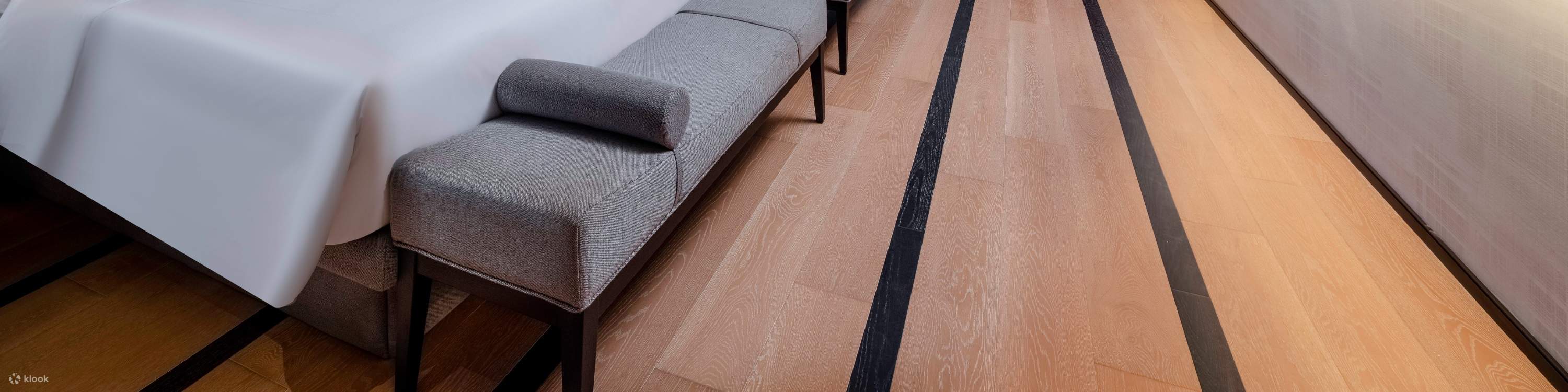 SSAW Design Hotel Chengdu Pagoda (Internet celebrity attraction - Panda climbing the wall) - Klook