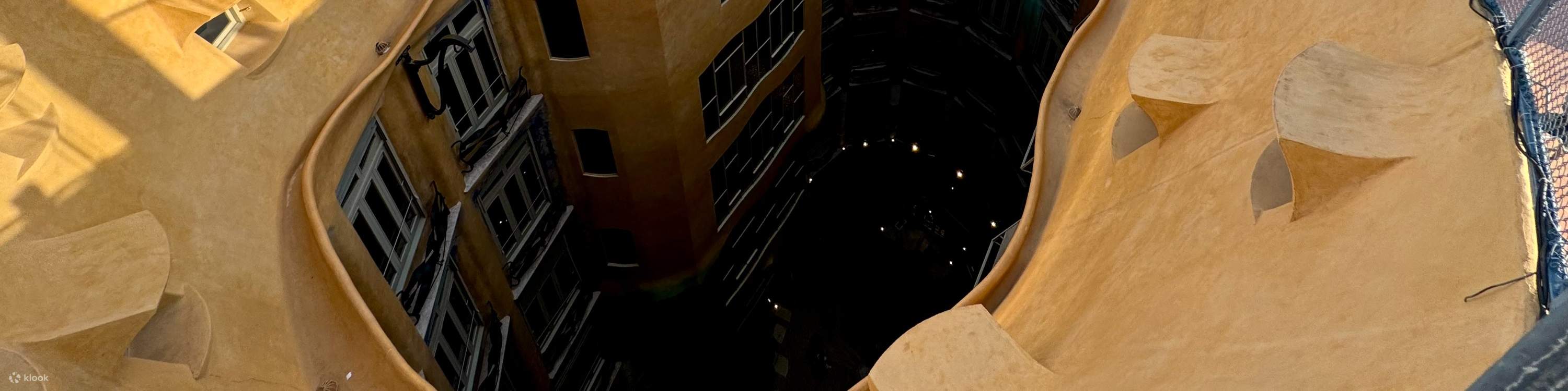 Sagrada Familia and Pedrera Small Group Tour with Glass of Cava - Klook ...