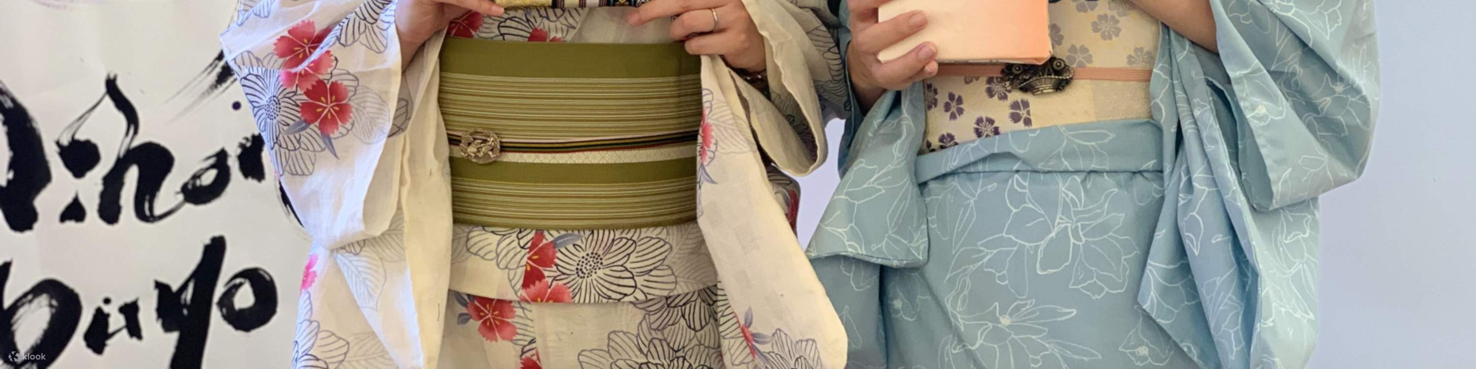 Online reservation for making your own goshuin book at a popular ...