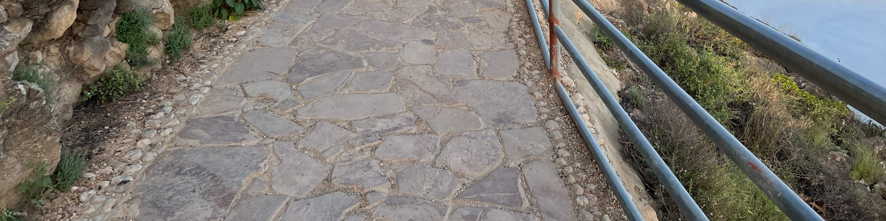 Explore the Beauty of East Salalah: 6-8 Hours Mountain Safari to Darbat ...