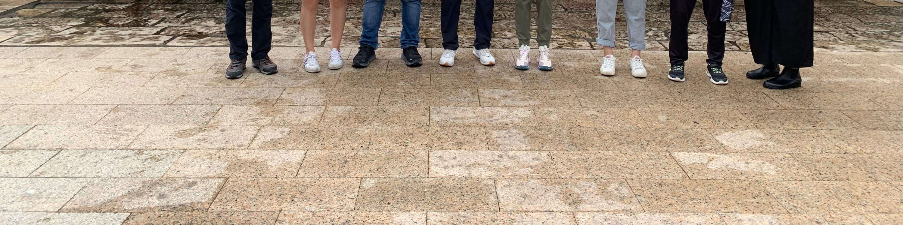 Aberdeen Land-Sea Guided Tour: Embark on a Captivating Life Journey ...