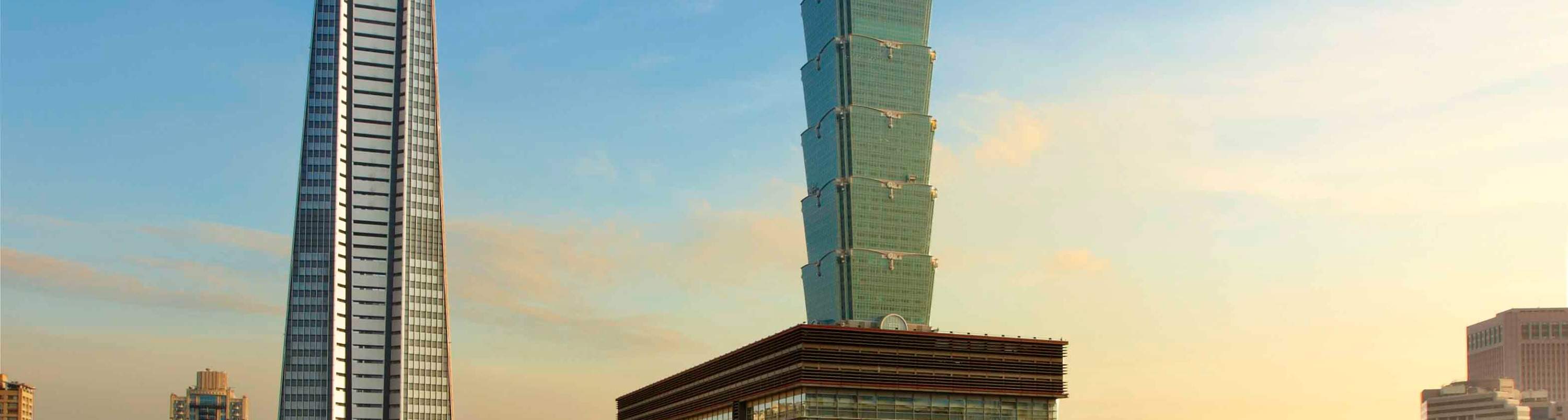 Elle Hotel Taipei, Curio Collection by Hilton - Taipei 101 New Year's ...