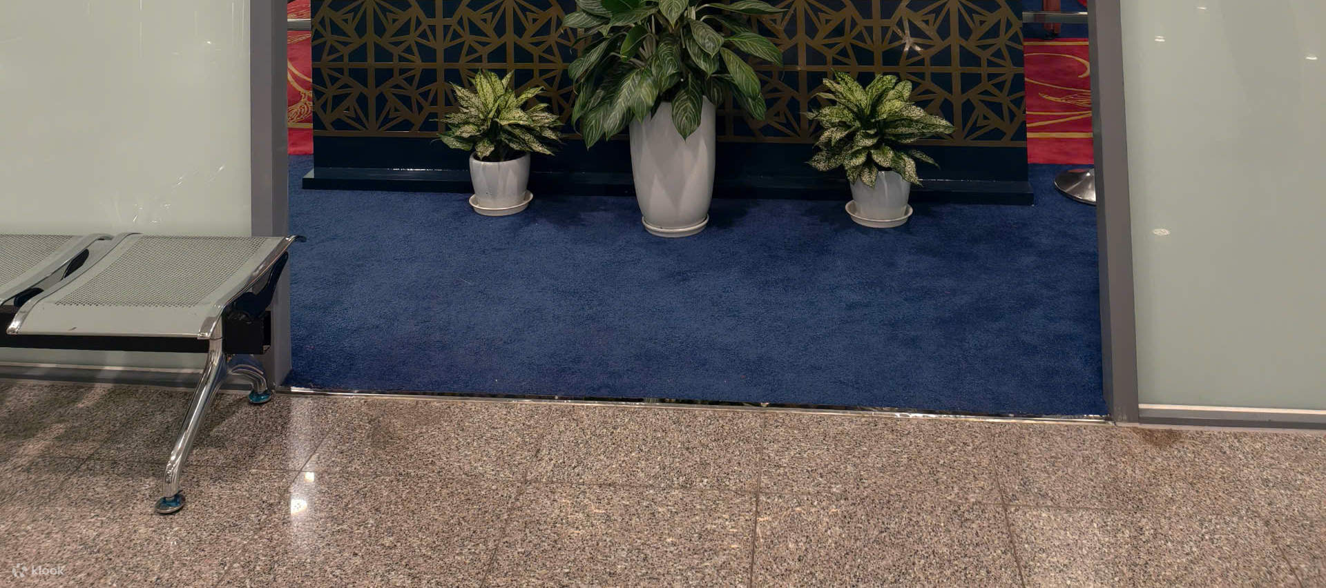 airport fast track service - Klook