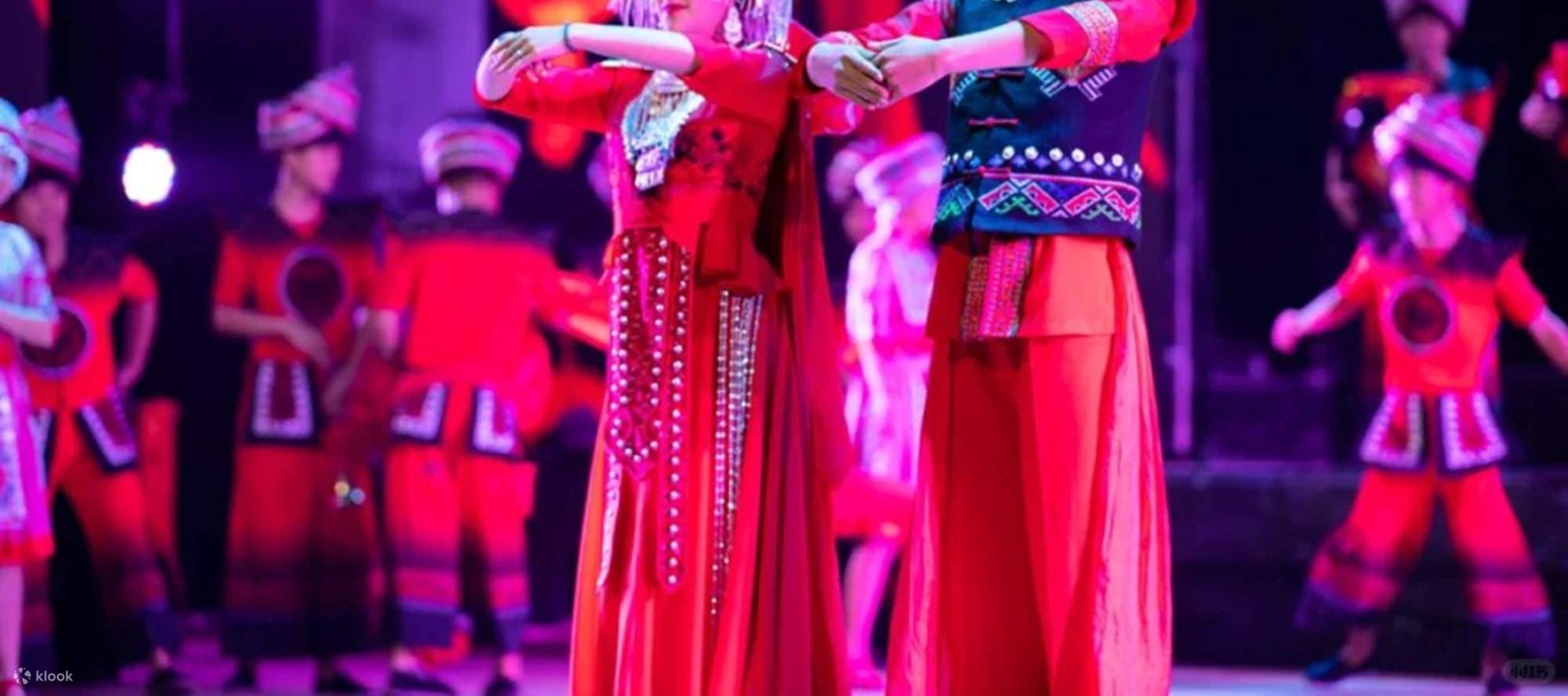 5-Day Tour in Zhangjiajie, Hunan (Tianzi Mountain + Yuanjiajie + Shili ...